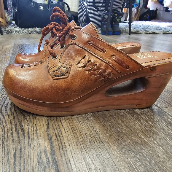 kinny shoes | Shoes | Kinney Shoes | Poshmark